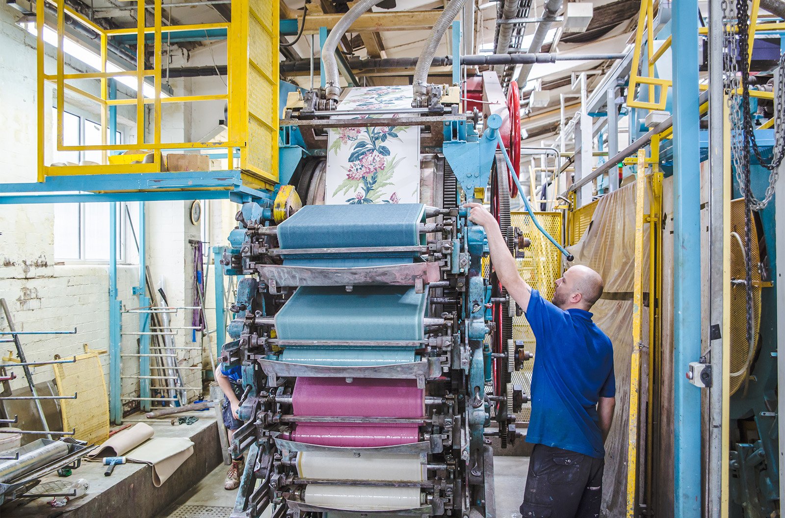 Sebuah Industri Percetakan dan Penerbitan